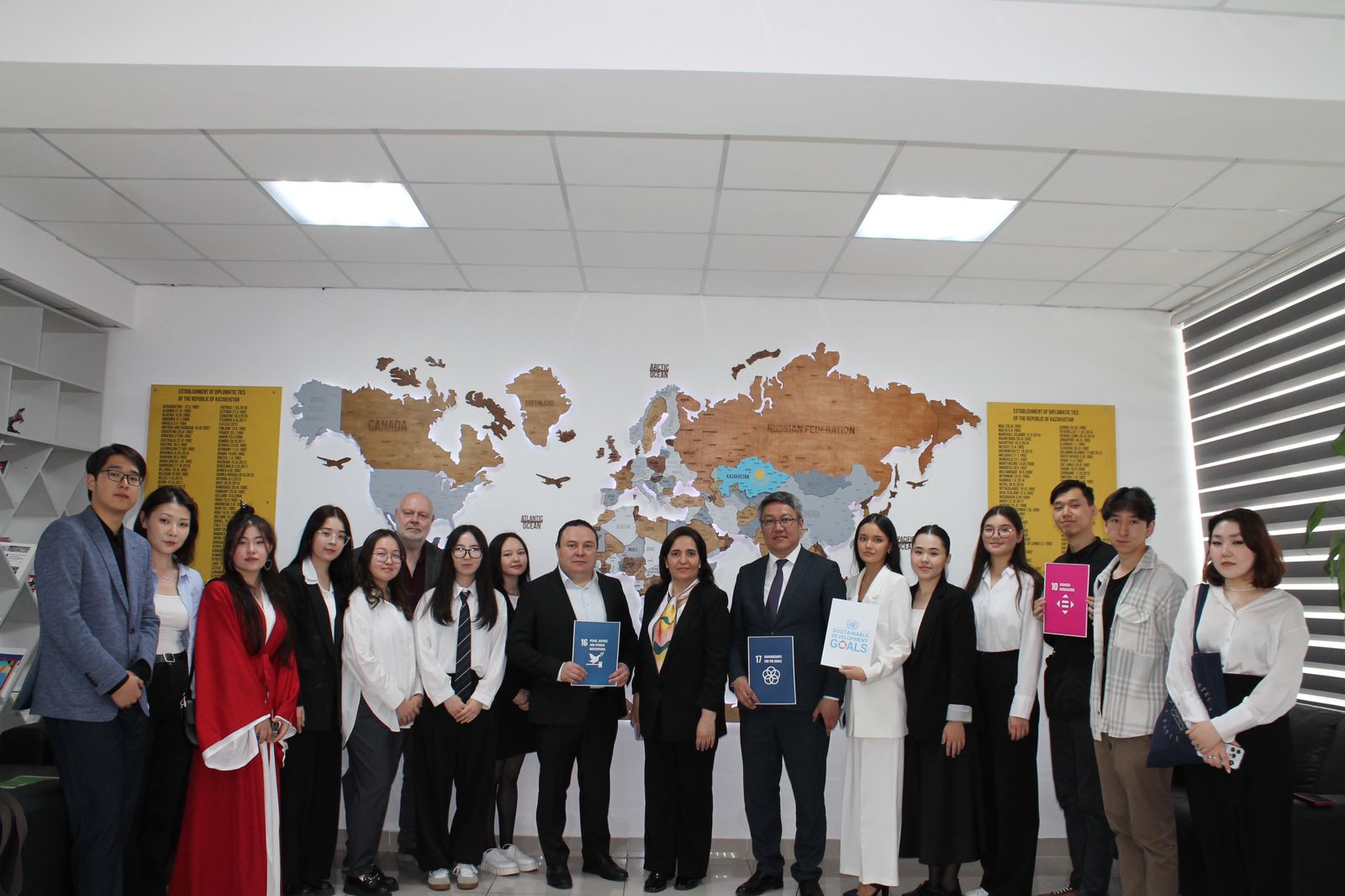 Round table “Media as a tool of diplomacy”Farabi University